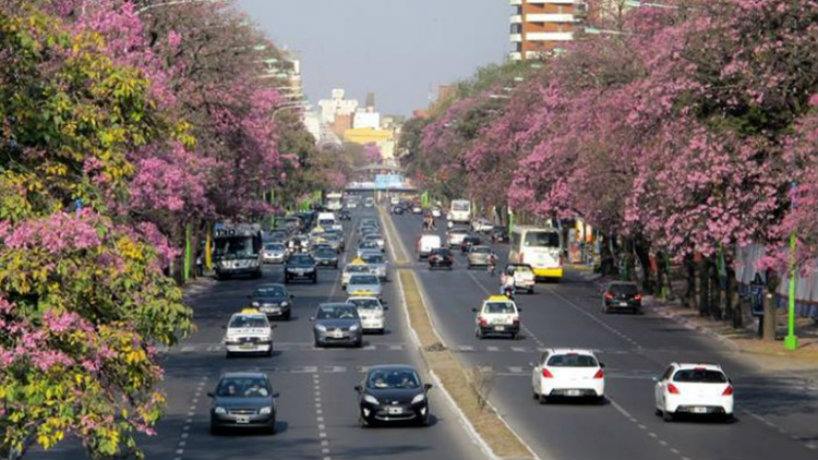 Será obligación circular con luces bajas en la capital tucumana - Tucumán - el tucumano