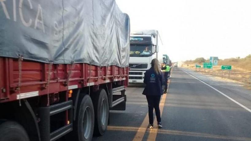 Sólo para esenciales: habilitan la circulación entre Tucumán y Salta ...