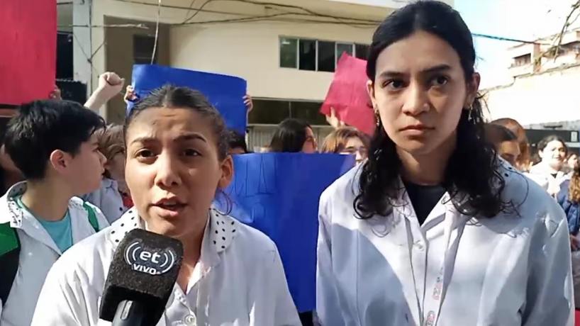 ¡que Nos Reciba Que Nos Escuche El Duro Reclamo De La Escuela