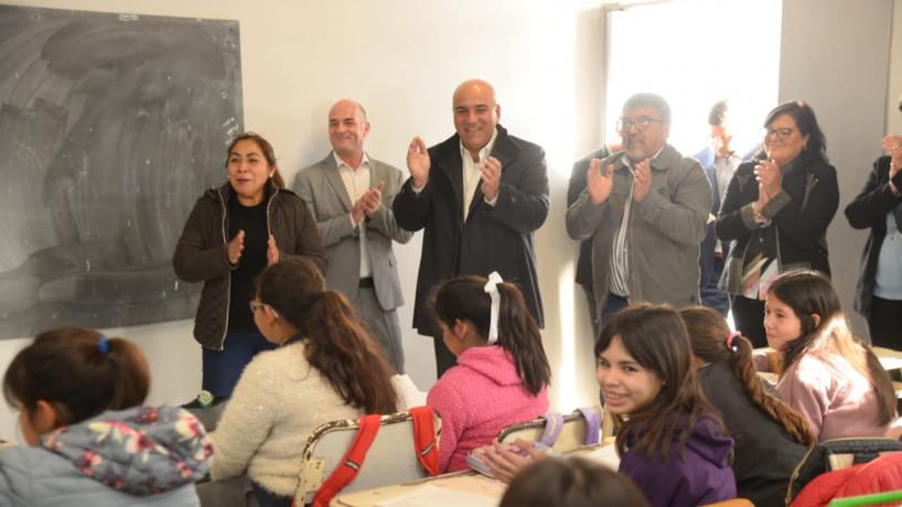 Con la construcción de un edificio nuevo, una escuela de Tafí Viejo ...