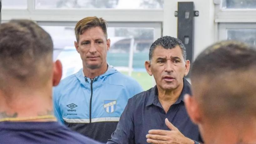 "Con Sava": después de la última derrota en La Plata, un periodista ...