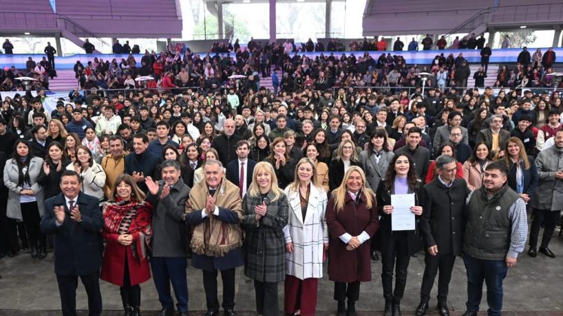 Diana heaven vipergirls i arranged an meeting with Farrah