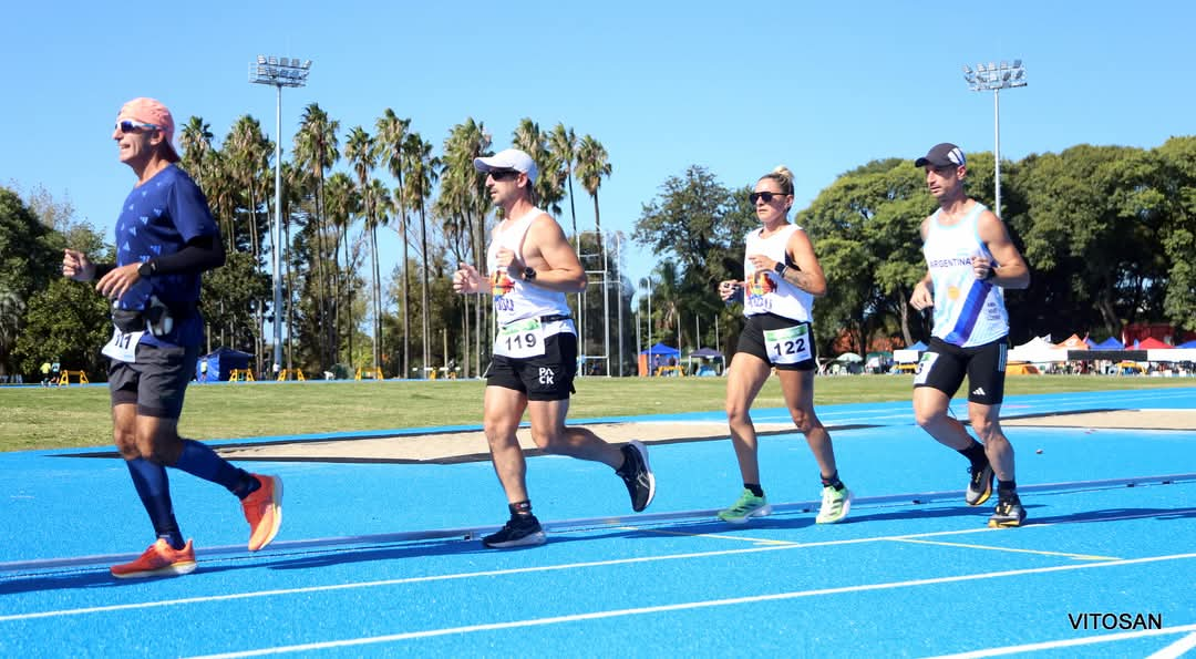 Andrea Galván, la mujer tucumana que será la primera en correr el ...
